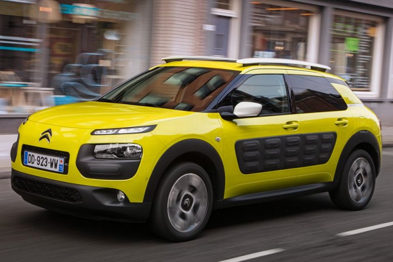 新型シトロエン C4カクタスを解説、日本未発売SUVの概要やスペック、販売価格他、正規輸入の可能性や右ハンドル車の並行輸入情報も掲載。 新型シトロエン C4カクタスを解説、日本未発売SUVの概要やスペック、販売価格他、正規輸入の可能性や右ハンドル車の並行輸入情報も掲載。